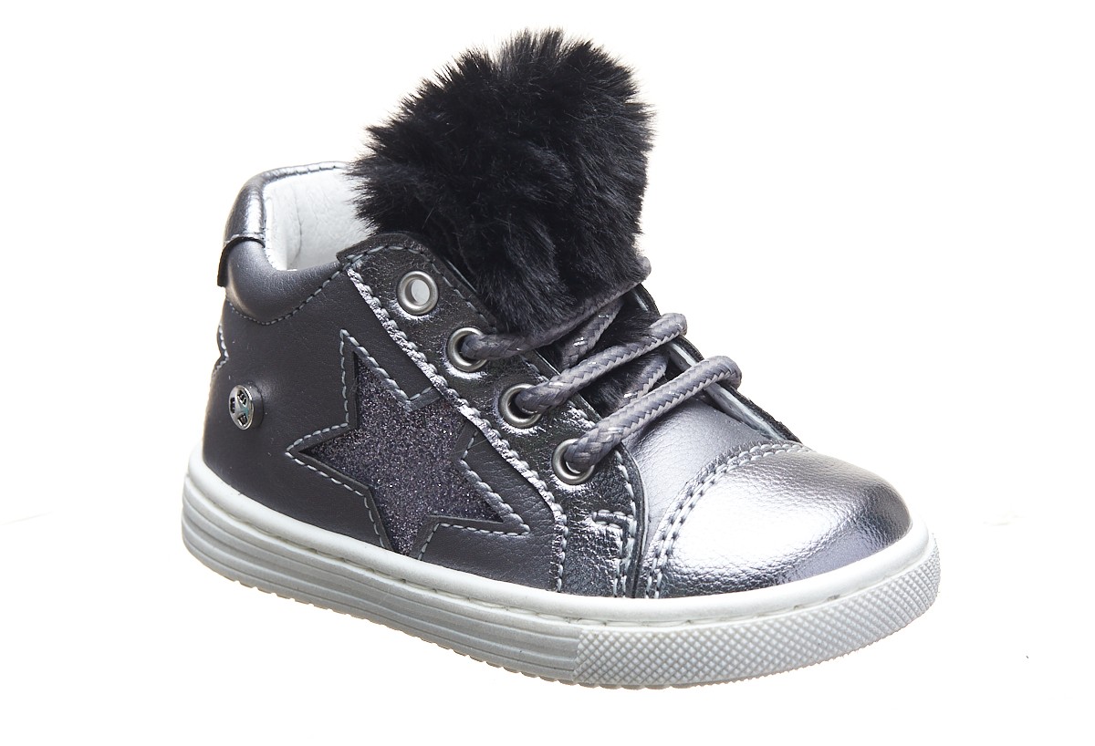 Bascheti gri cu blanita exterior | Incaltaminte Melania - Magazin ...